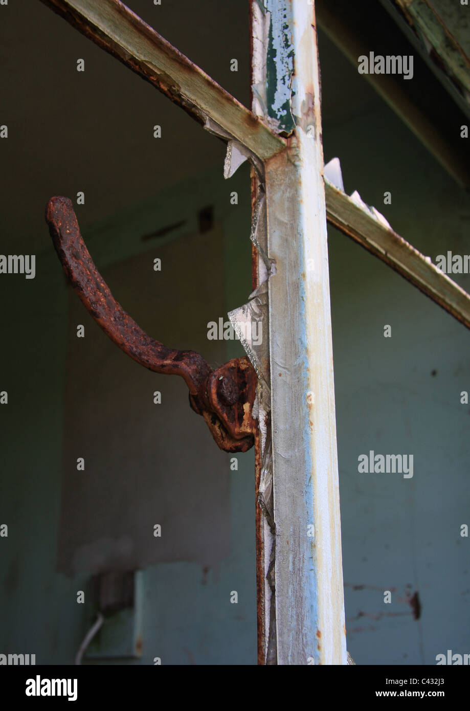 Spitze und kreuz Stockfotos und -bilder Kaufen - Alamy