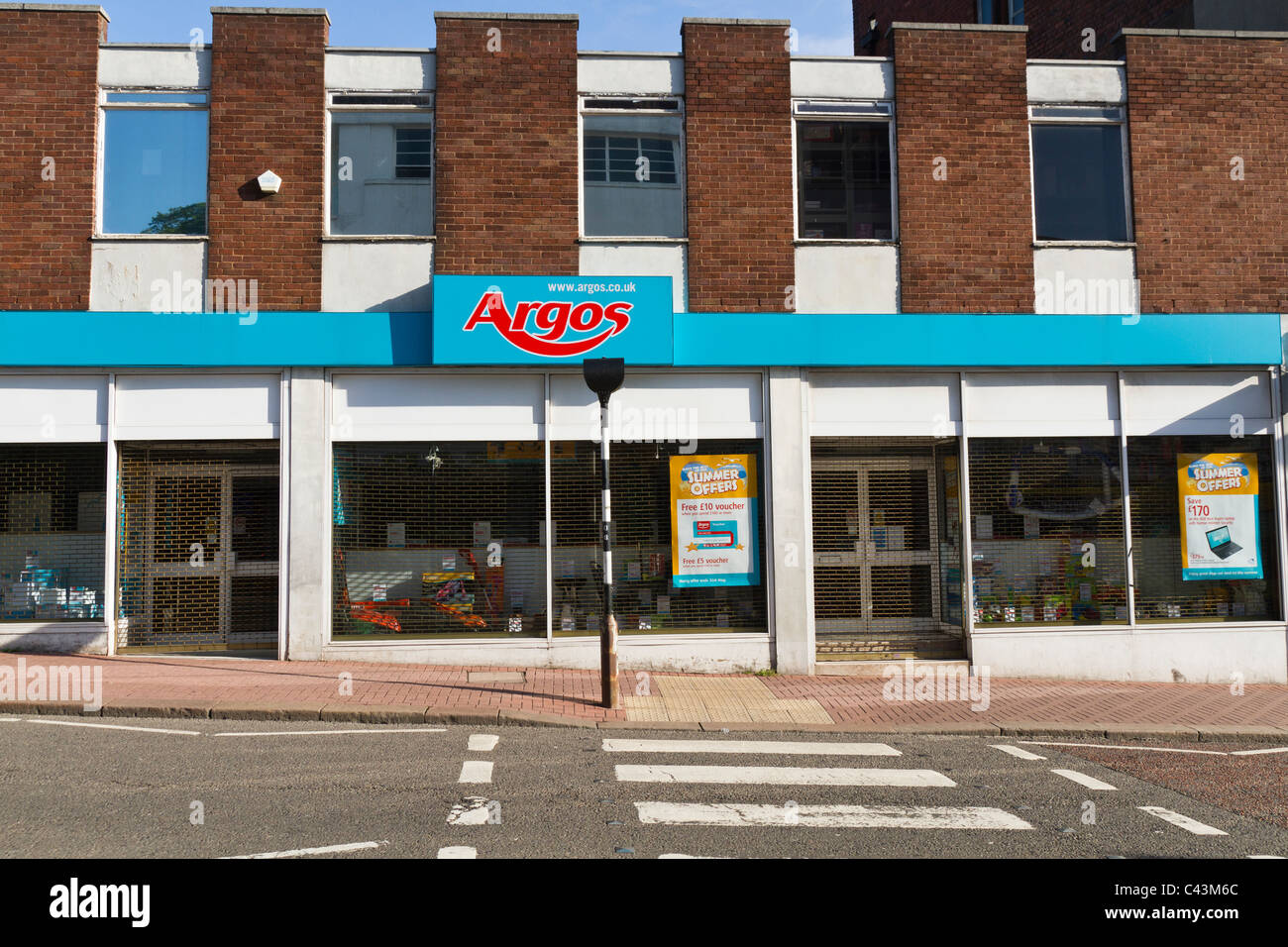 Front von argos store -Fotos und -Bildmaterial in hoher Auflösung – Alamy