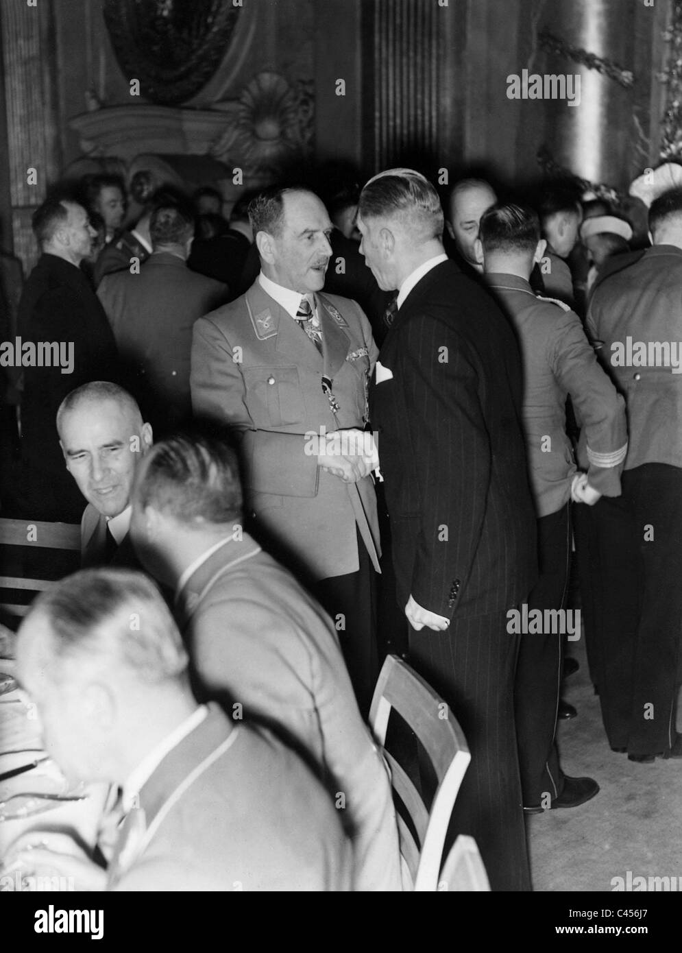 Franz Ritter von Epp im Gespräch mit Franz von Papen, 1938 ...