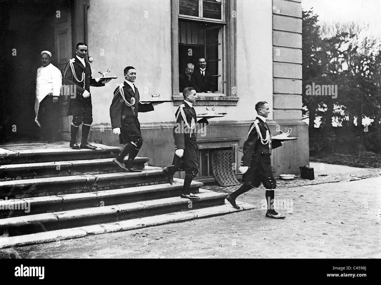 Der diener -Fotos und -Bildmaterial in hoher Auflösung – Alamy