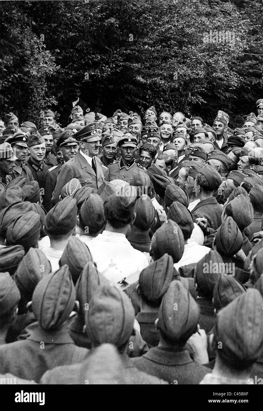 Adolf hitler soldiers -Fotos und -Bildmaterial in hoher Auflösung – Alamy