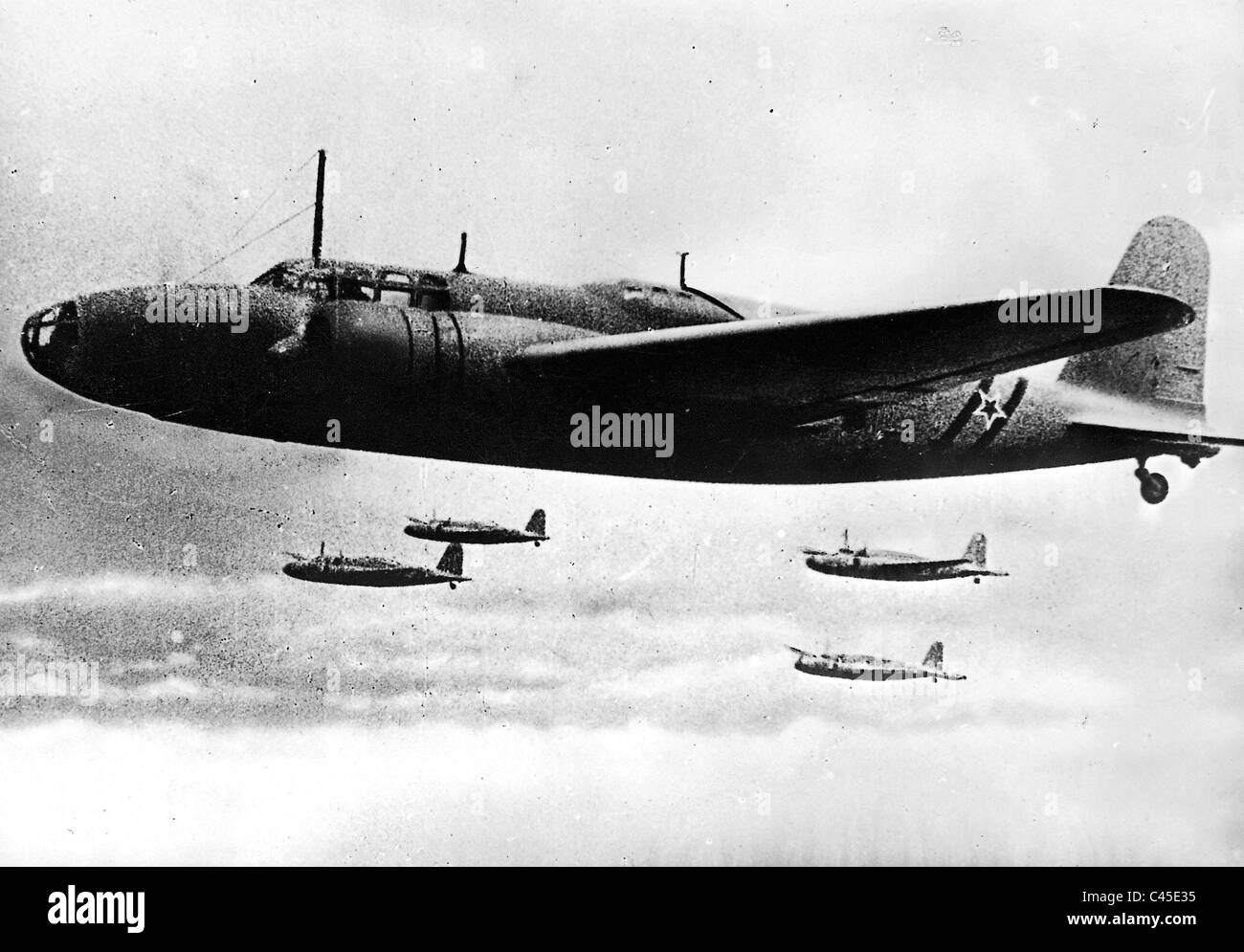 Japanische mitsubishi g4m betty bomber -Fotos und -Bildmaterial in ...
