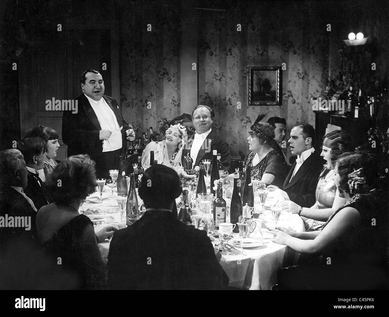 Kurt Gerron, Marlene Dietrich und Emil Jannings in der blaue Engel ...