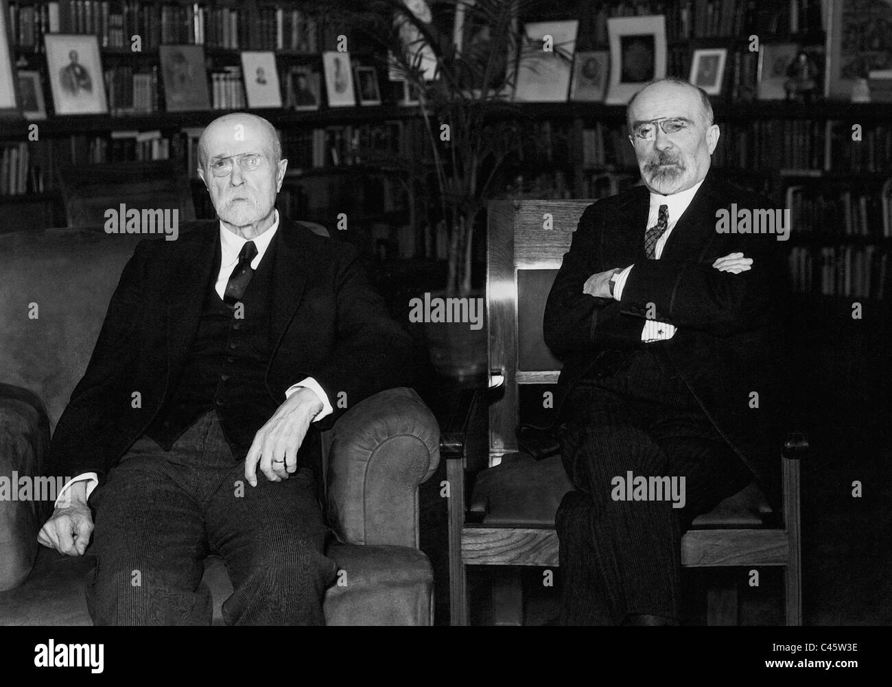 Jean louis barthou -Fotos und -Bildmaterial in hoher Auflösung – Alamy