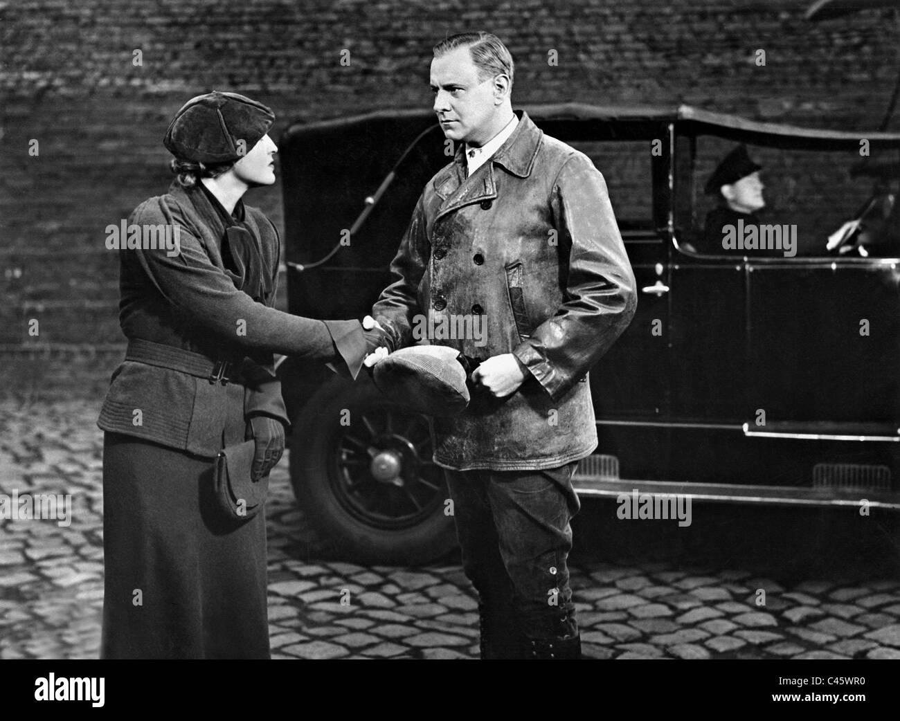 Paul Westermeier und Brigitte Helm in "Inge und die Millionen", 1933 Stockfotografie - Alamy