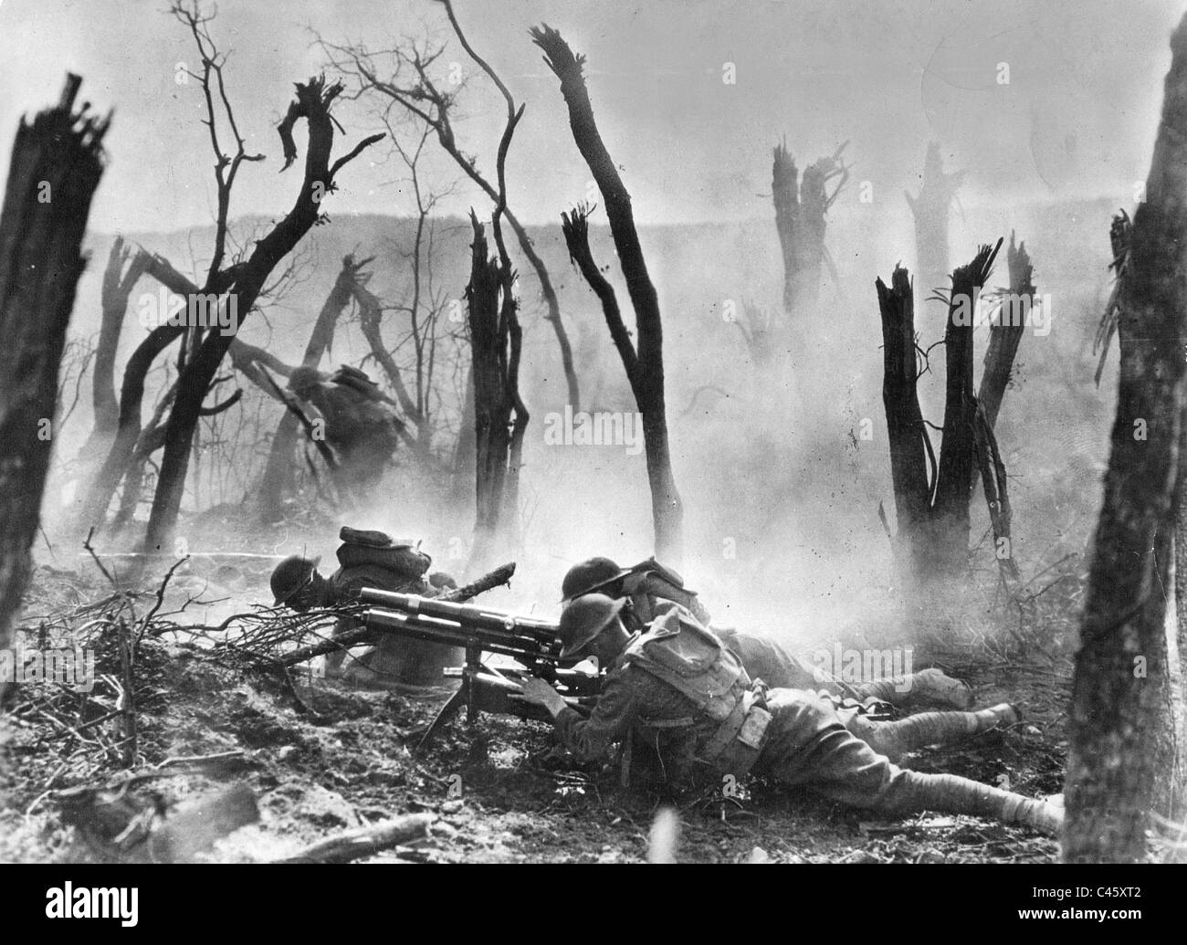 Amerikanische Soldaten im Kampf an der Westfront im ersten Weltkrieg ...