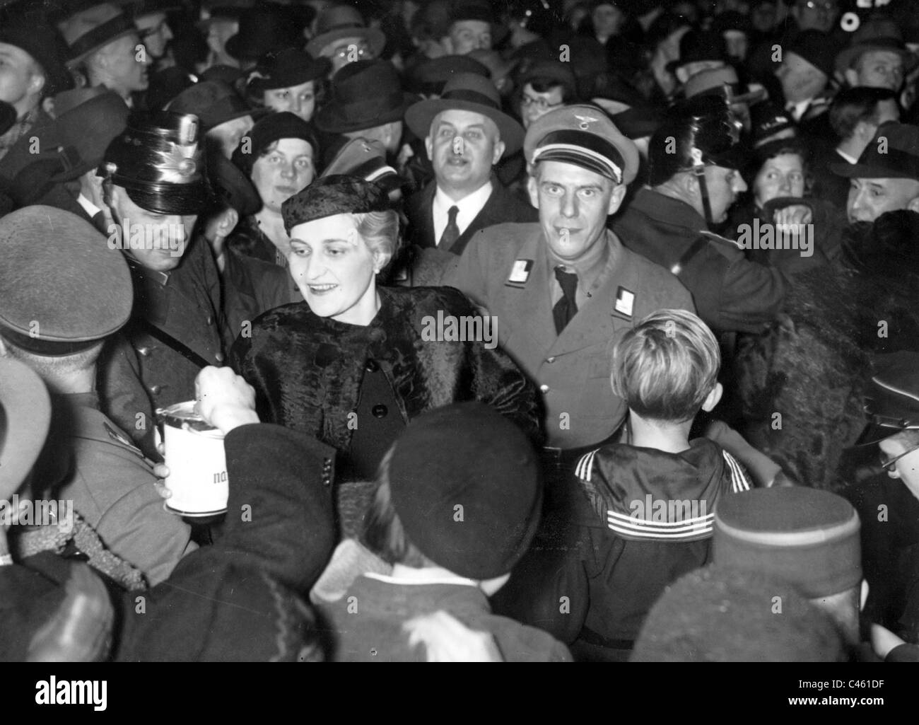 Magda goebbels Schwarzweiß-Stockfotos und -bilder - Alamy