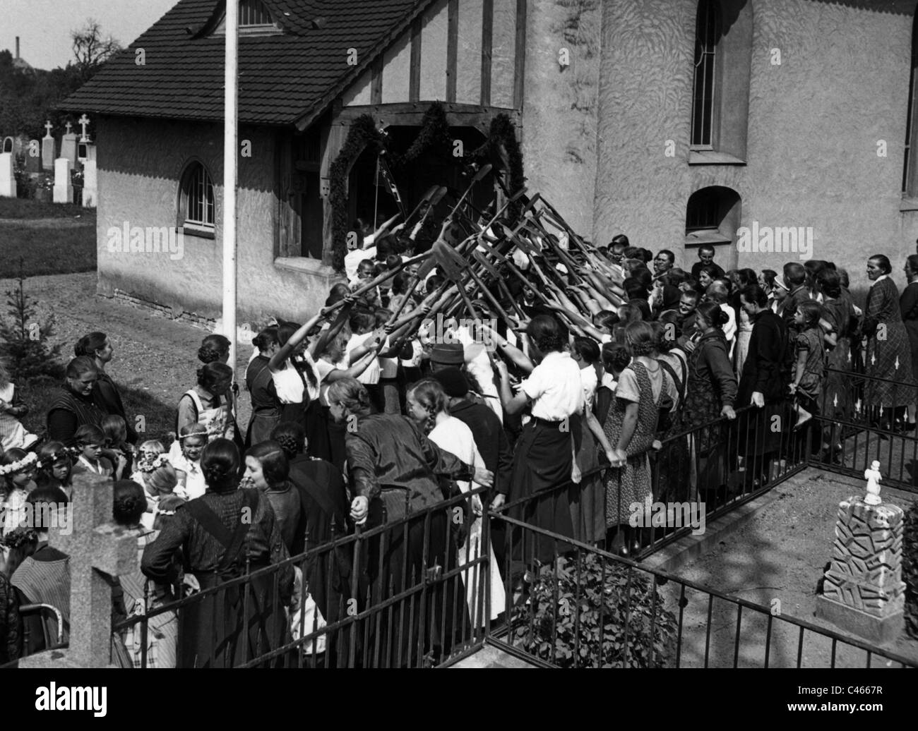 Nazi-Deutschland, Familie und Rennen Politik: Familienpolitik, 1933 ...