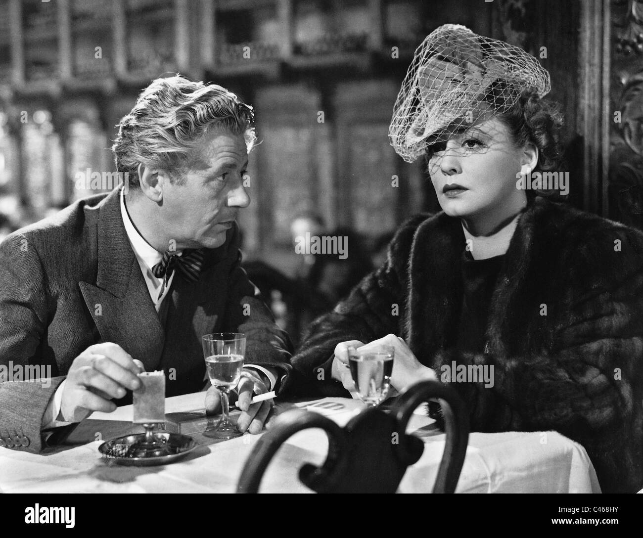 Paul Hoerbiger und Zarah Leander in "Die große Liebe", 1942 ...