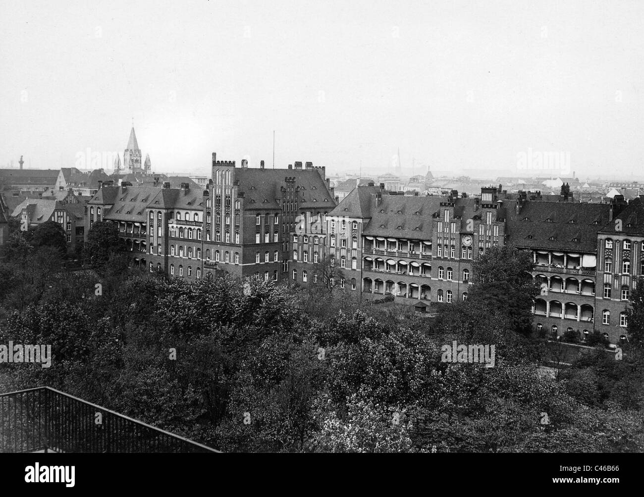 Charite hospital in berlin -Fotos und -Bildmaterial in hoher Auflösung ...