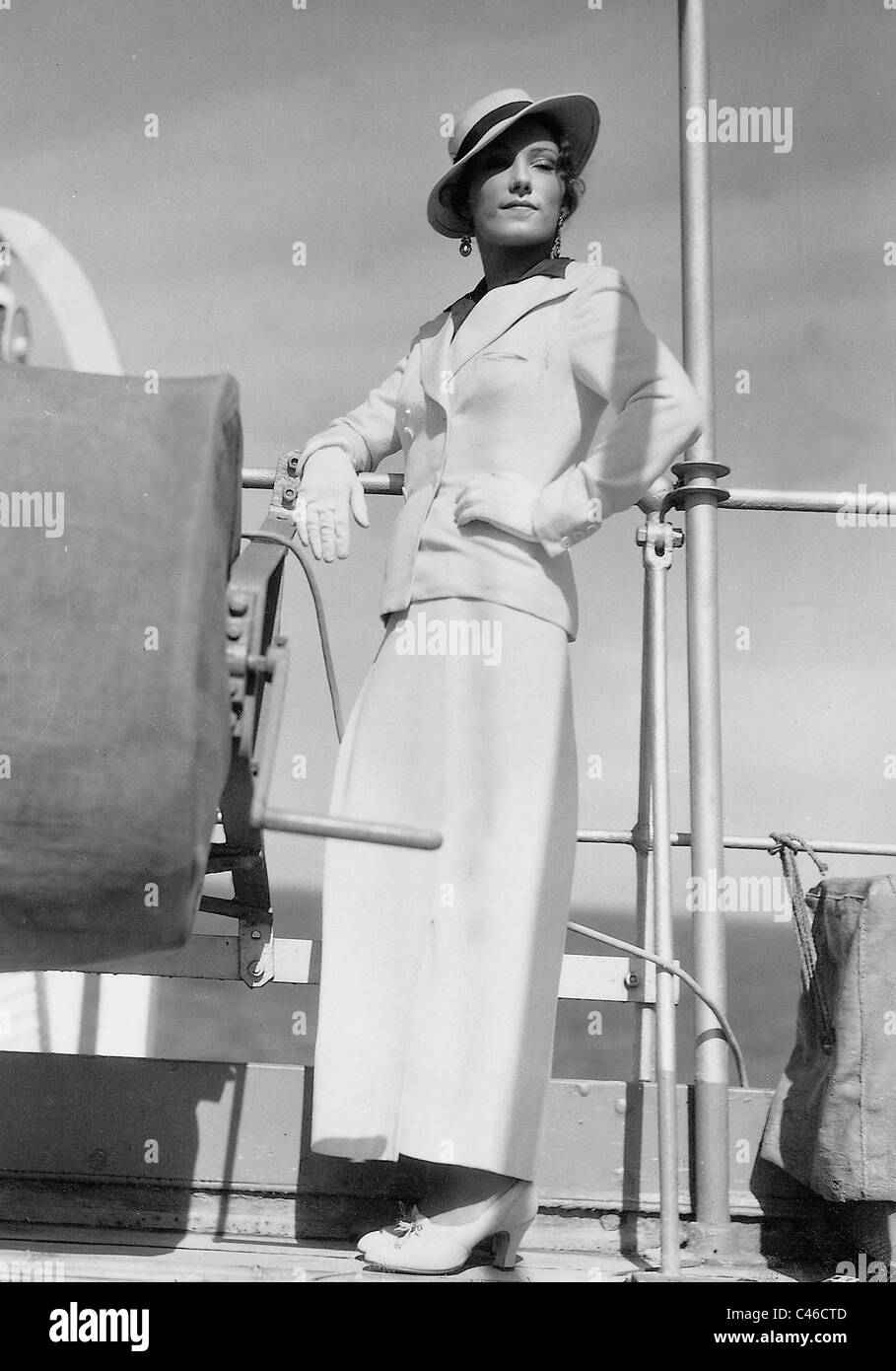 1934 germany -Fotos und -Bildmaterial in hoher Auflösung – Alamy