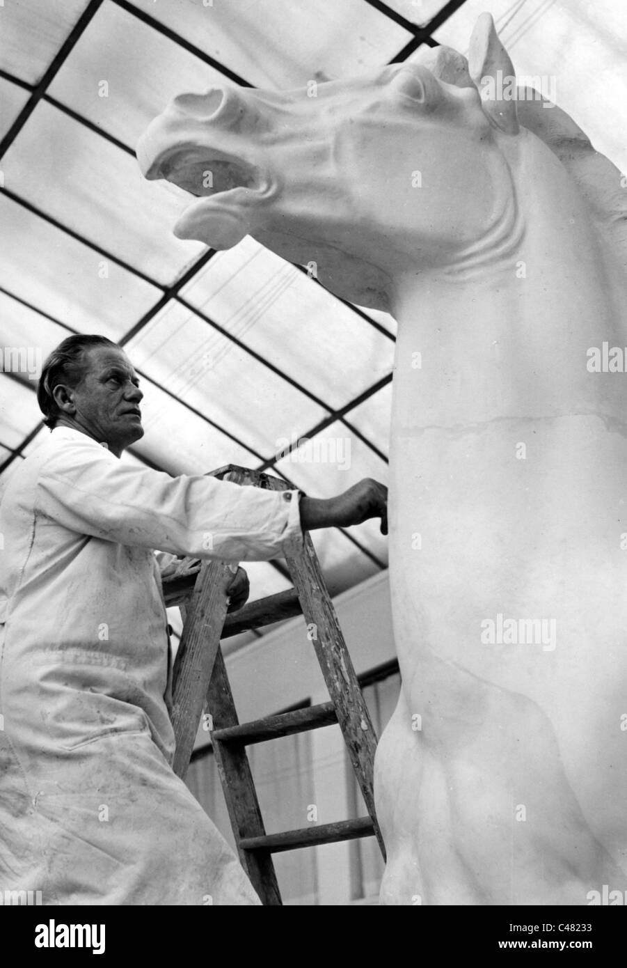 Prof. Josef Thorak Stockfotografie - Alamy