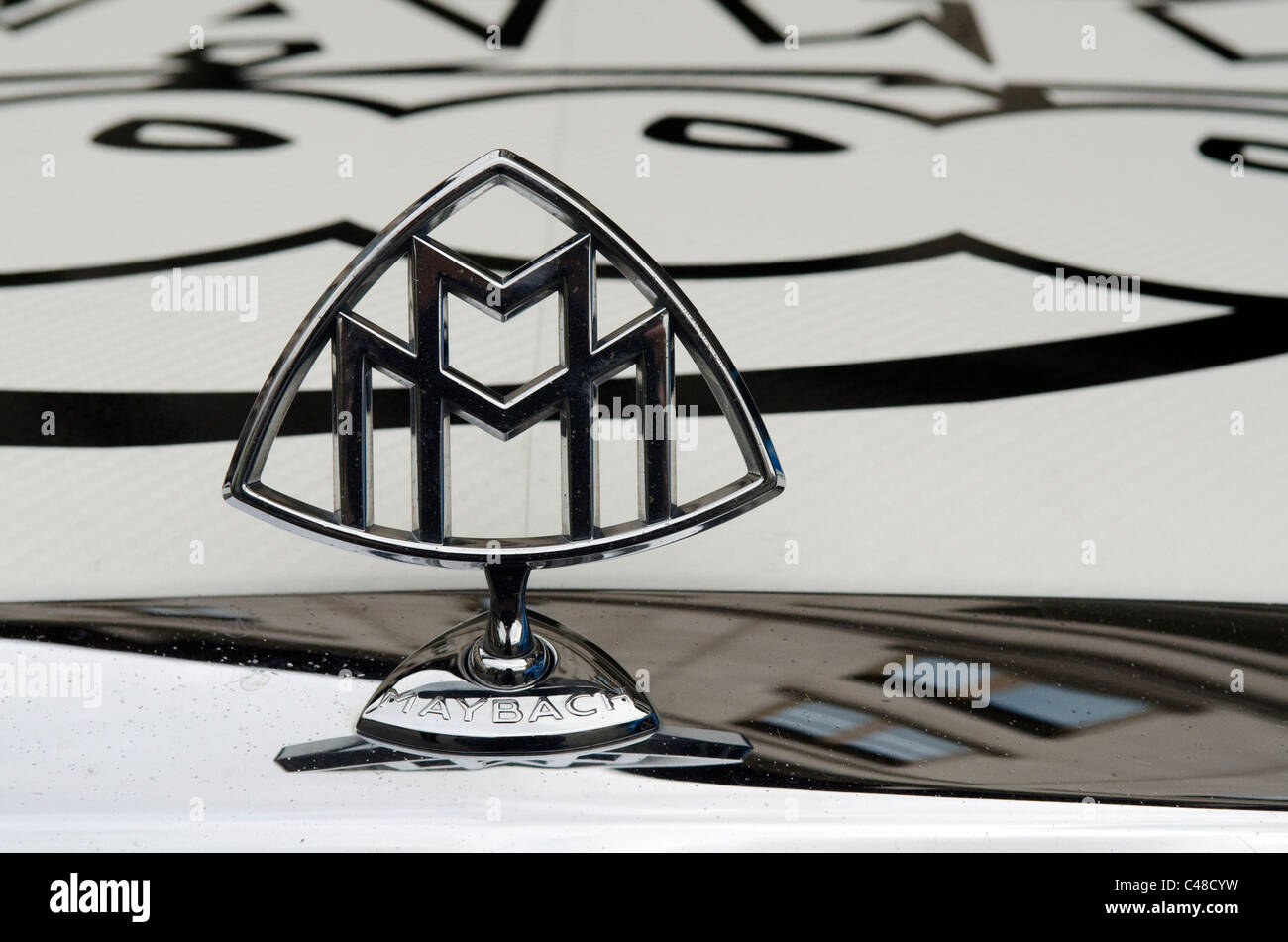 Maybach Autos Abzeichen Stockfotos und -bilder Kaufen - Alamy