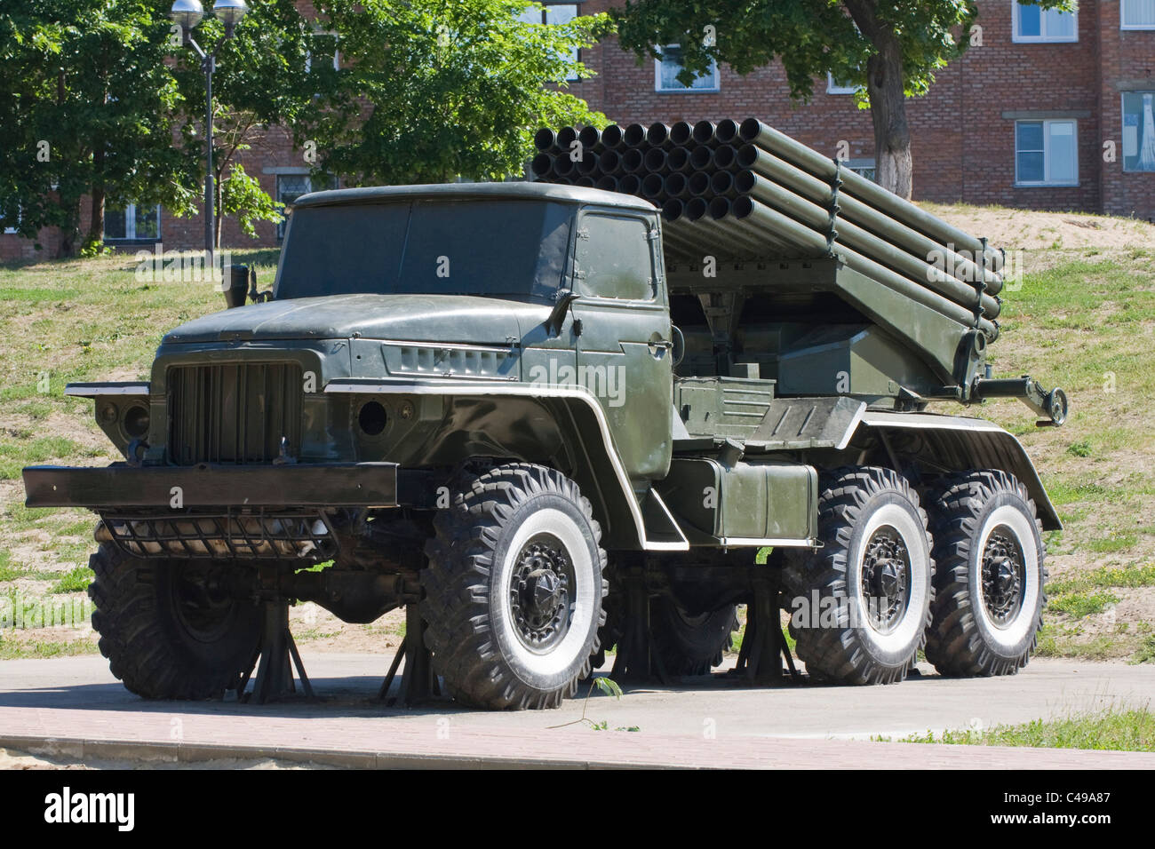 Grad Multiple Launch Rocket System, Museum von militärischer Ausrüstung ...