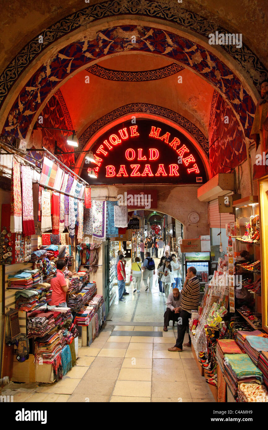Markt in istanbul -Fotos und -Bildmaterial in hoher Auflösung – Alamy