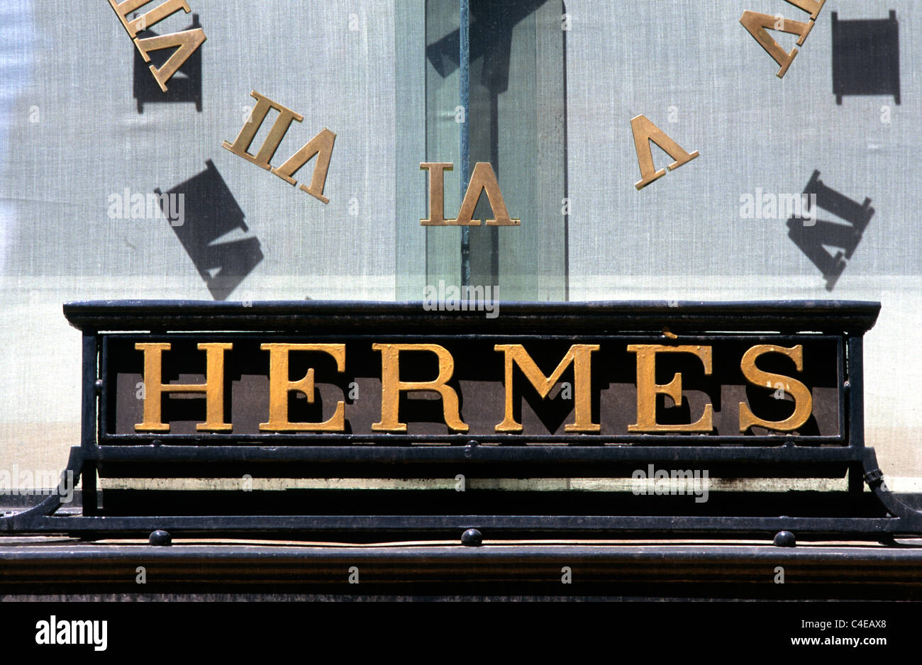 Hermes store -Fotos und -Bildmaterial in hoher Auflösung – Alamy
