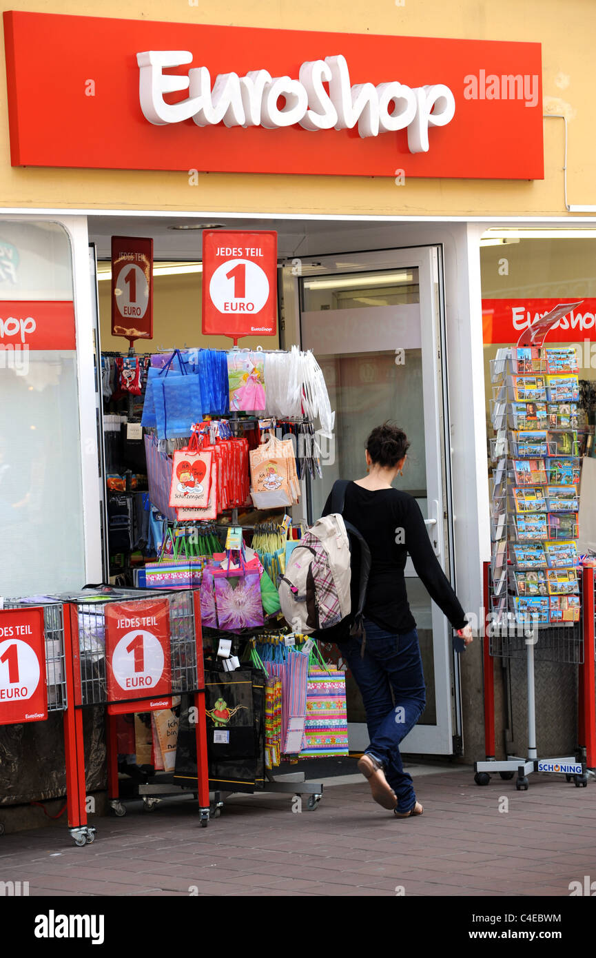 Schnittpreis shop -Fotos und -Bildmaterial in hoher Auflösung – Alamy