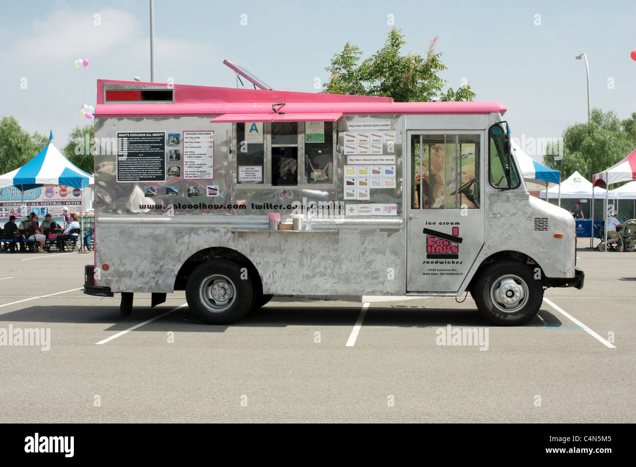 Food truck -Fotos und -Bildmaterial in hoher Auflösung – Alamy