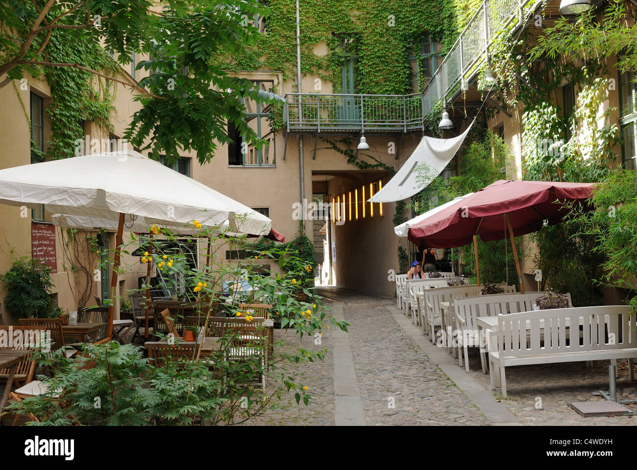 Kunsthof, Kunsthoefe, Galerien, Ateliers und Cafés in der ...