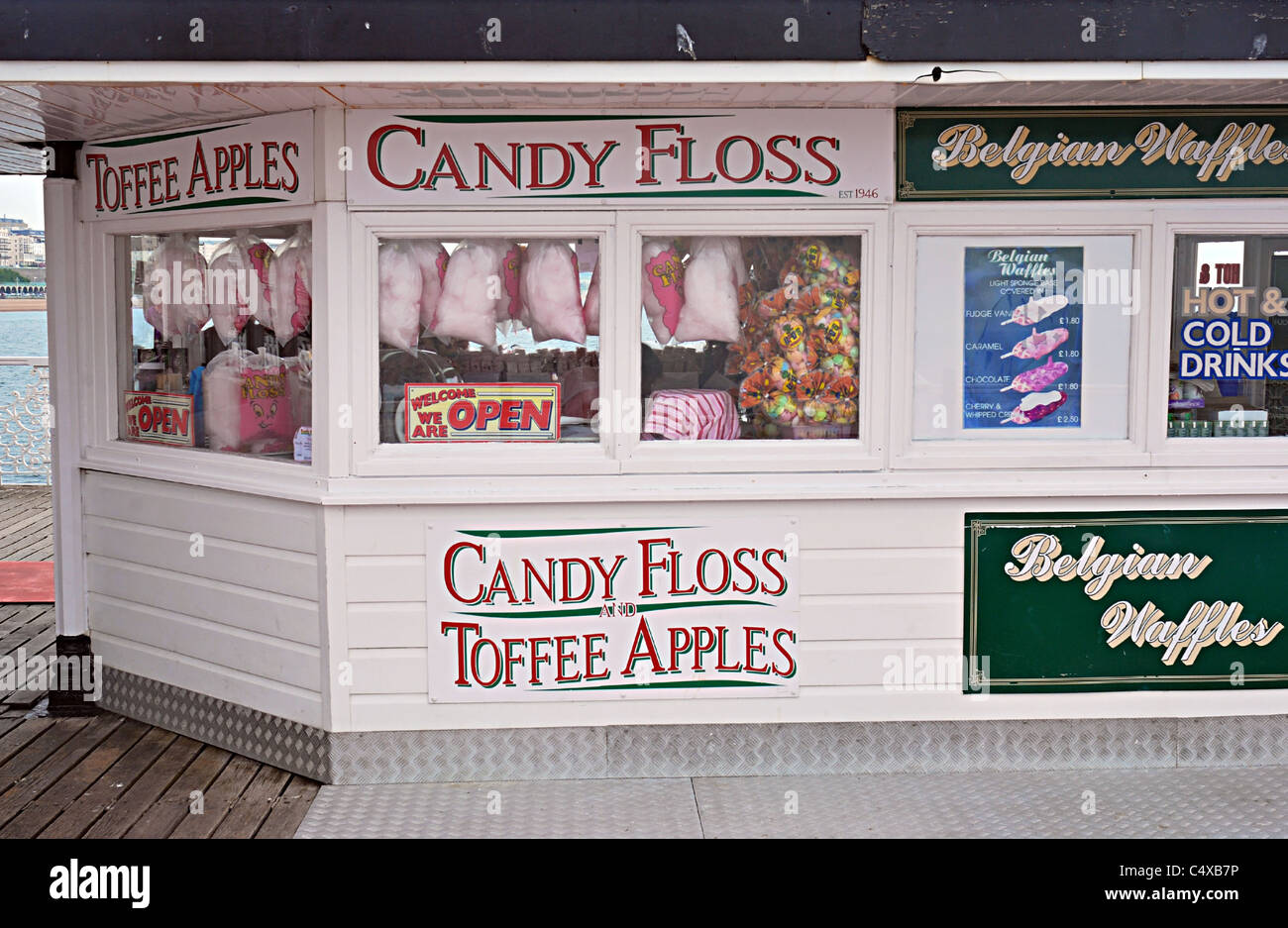 Candy floss shop seaside -Fotos und -Bildmaterial in hoher Auflösung ...