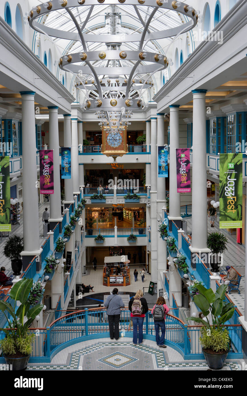 Vancouver Shopping Mall Stockfotos und -bilder Kaufen - Alamy