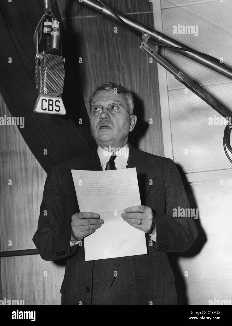 Harold clayton urey Schwarzweiß-Stockfotos und -bilder - Alamy