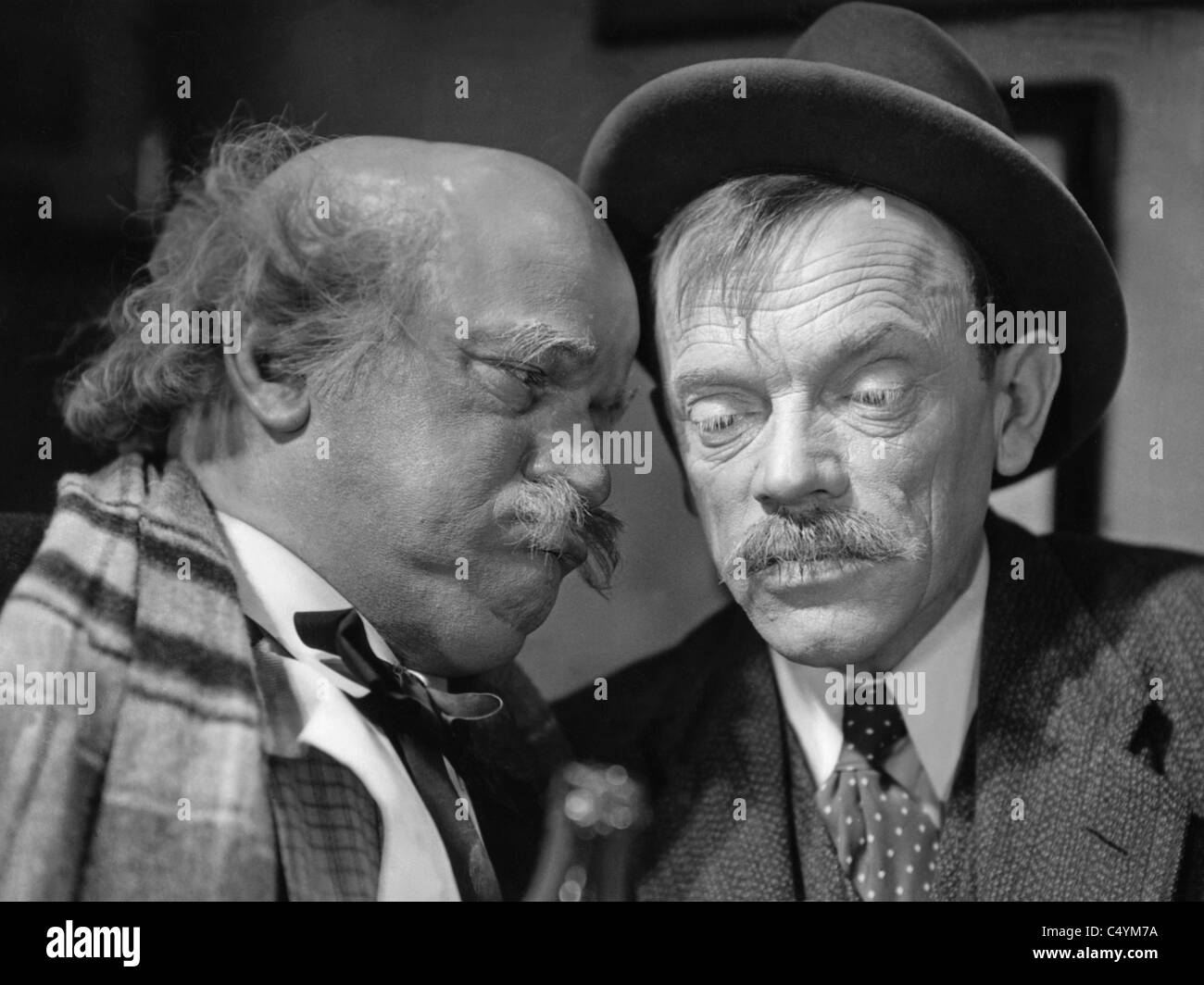 The comedian karl valentin -Fotos und -Bildmaterial in hoher Auflösung ...