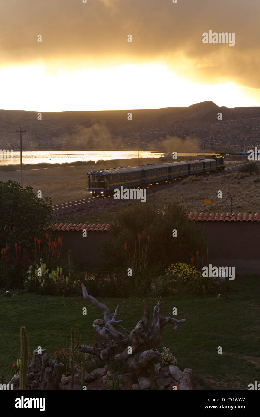 Peru andean explorer -Fotos und -Bildmaterial in hoher Auflösung – Alamy