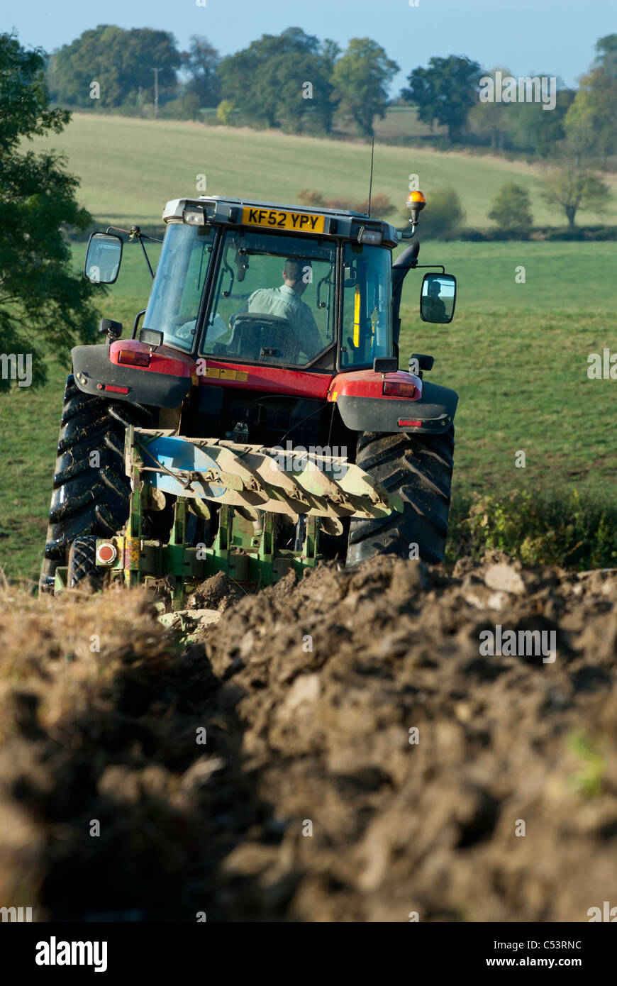 Massey ferguson 8240 -Fotos und -Bildmaterial in hoher Auflösung – Alamy