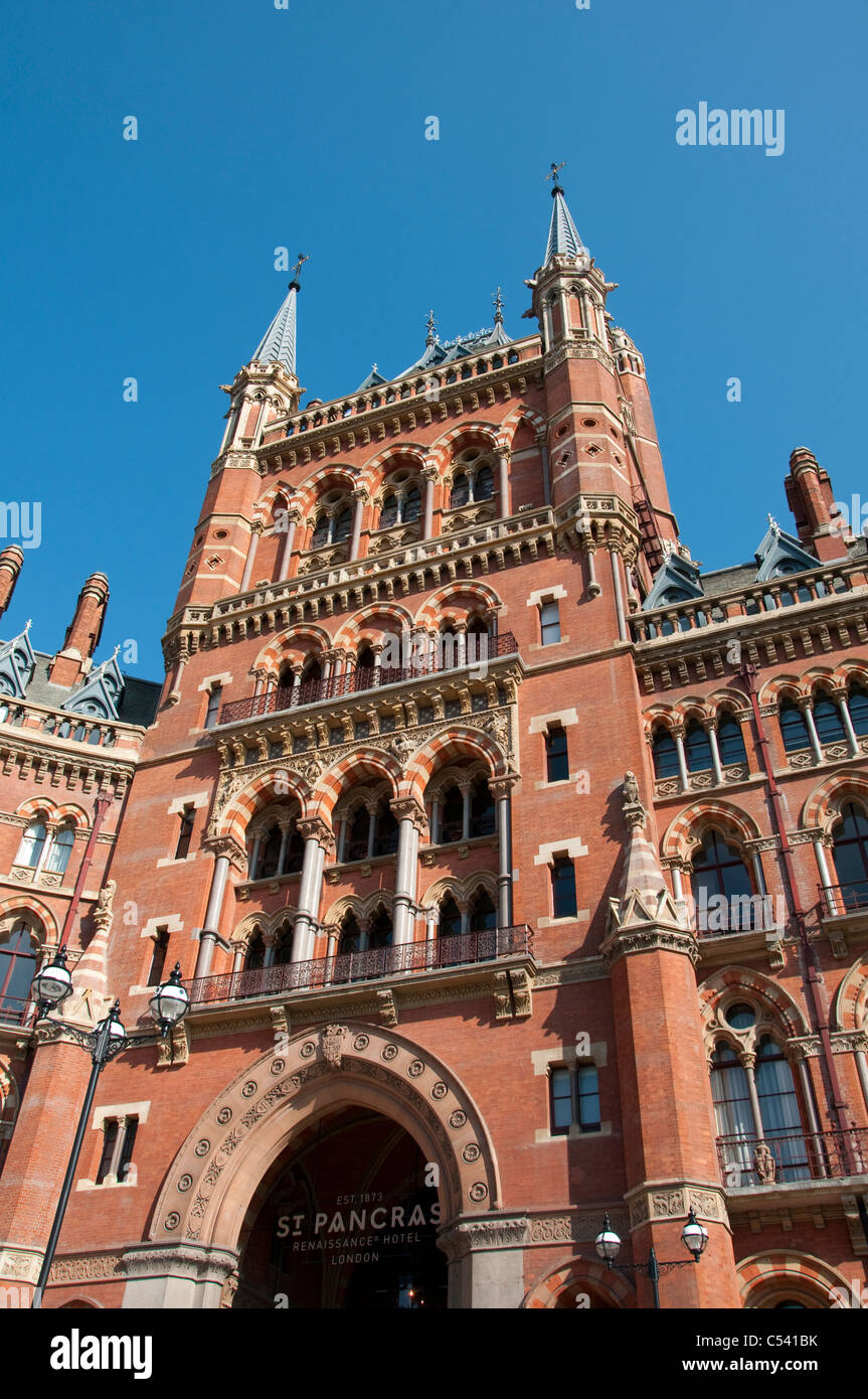 Marriott st pancras renaissance hotel -Fotos und -Bildmaterial in hoher ...