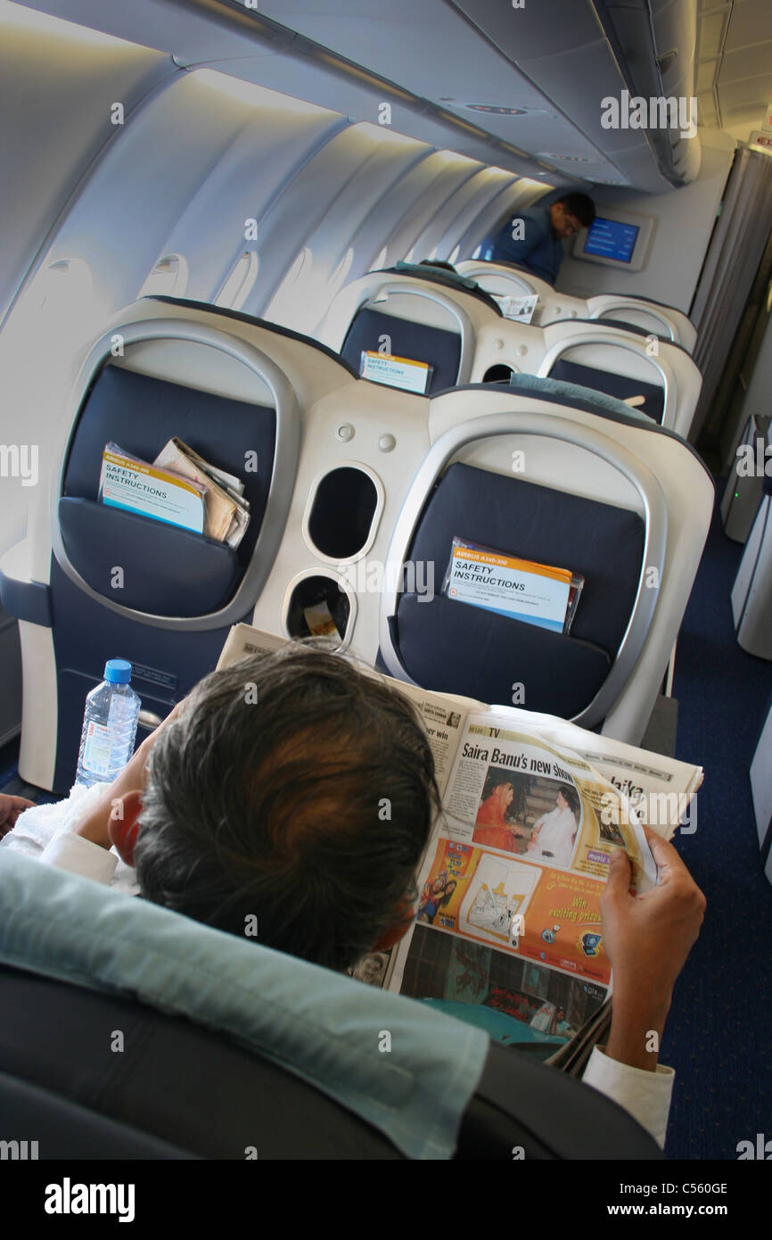 Innenraum passagierflugzeug -Fotos und -Bildmaterial in hoher Auflösung ...