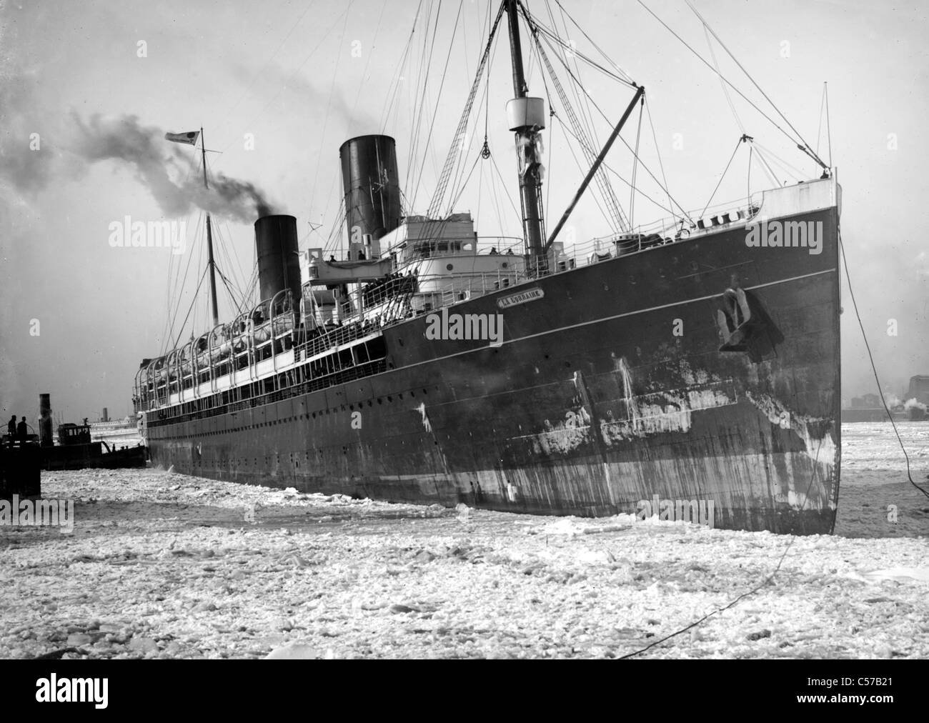 Historisches dampfschiff -Fotos und -Bildmaterial in hoher Auflösung ...
