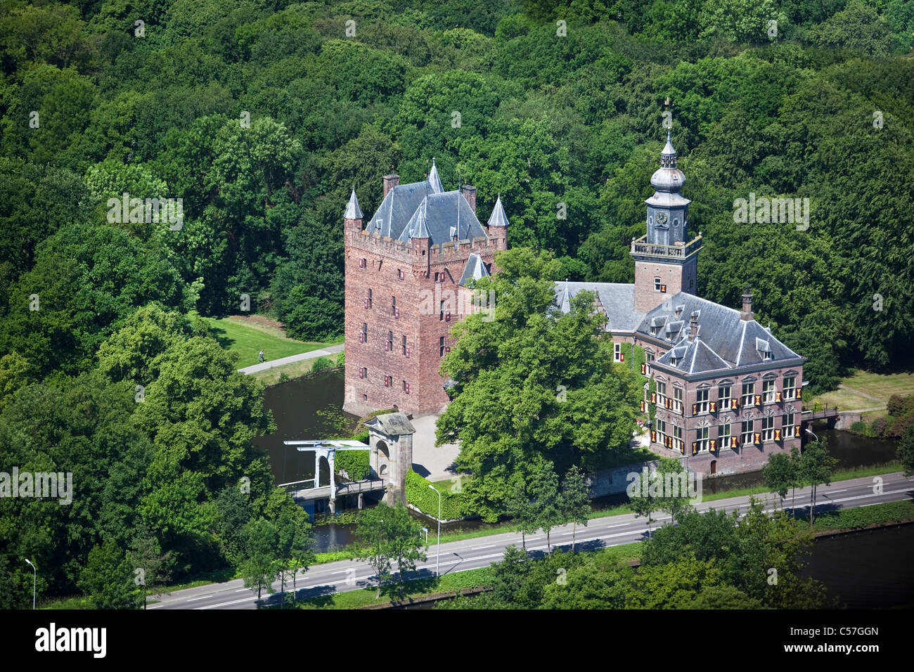 Niederlande, Breukelen, Schloss die Nyenrode Business Universiteit ...
