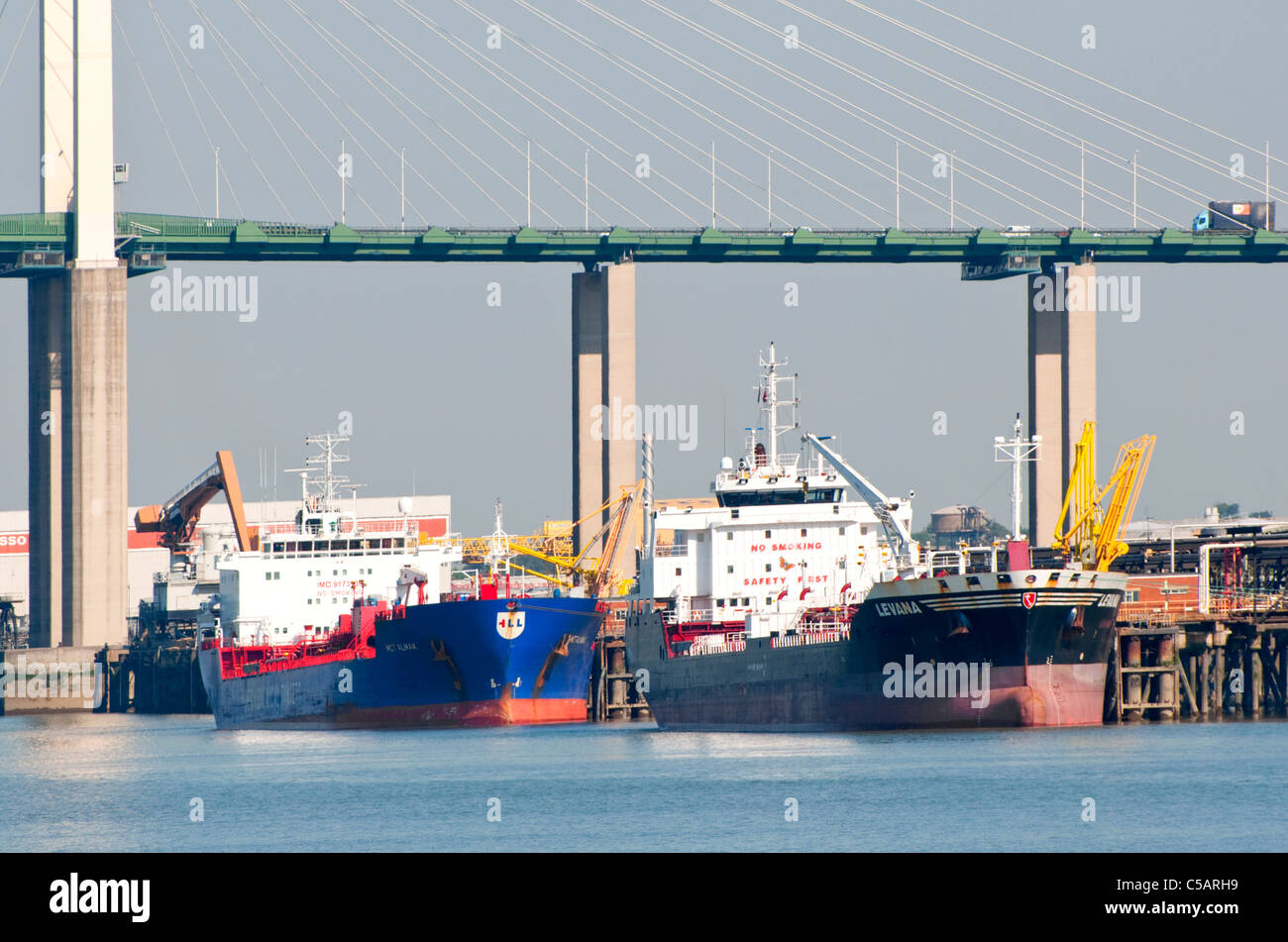Gas tankers -Fotos und -Bildmaterial in hoher Auflösung – Alamy