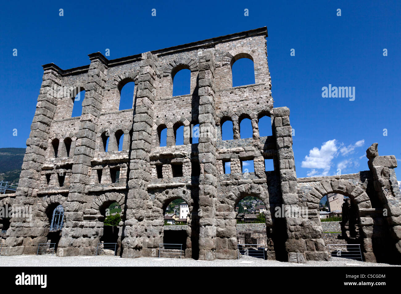 Ruinen romaines -Fotos und -Bildmaterial in hoher Auflösung – Alamy