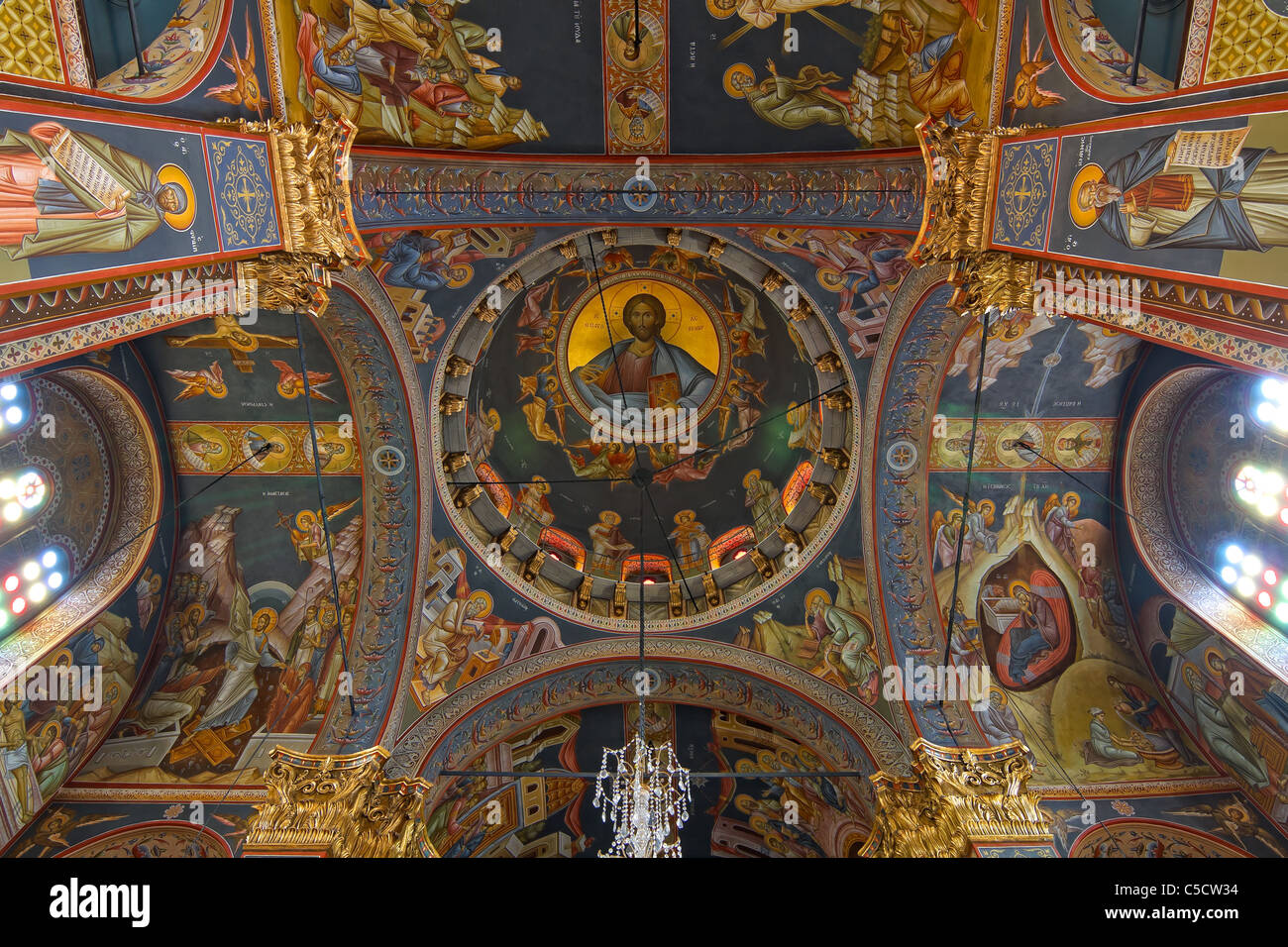 Orthodox church interior -Fotos und -Bildmaterial in hoher Auflösung ...