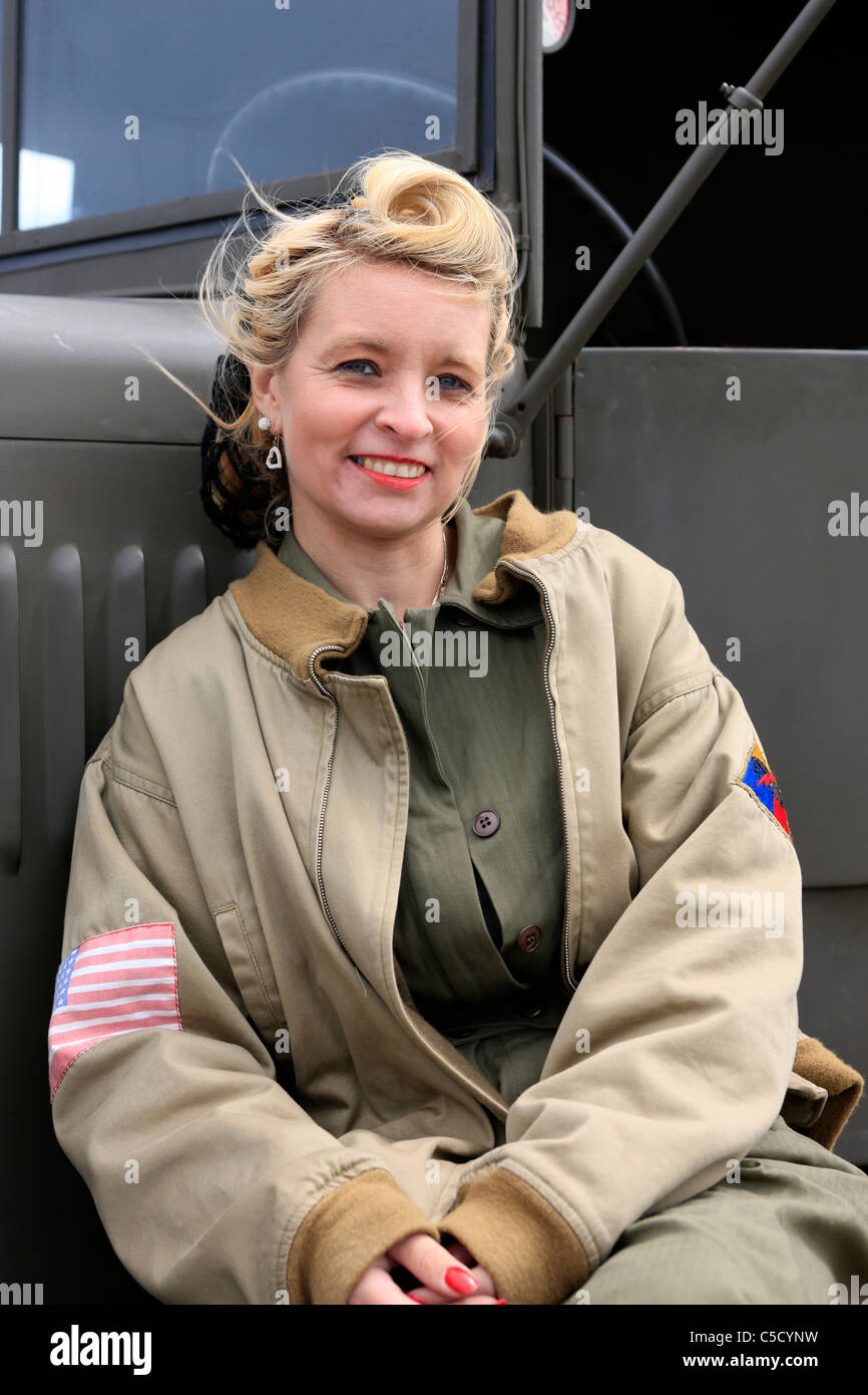 Pin up army -Fotos und -Bildmaterial in hoher Auflösung – Alamy