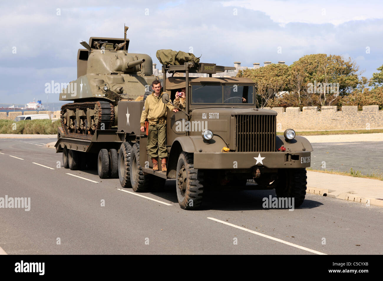 Tank Transporter Stockfotos und -bilder Kaufen - Alamy