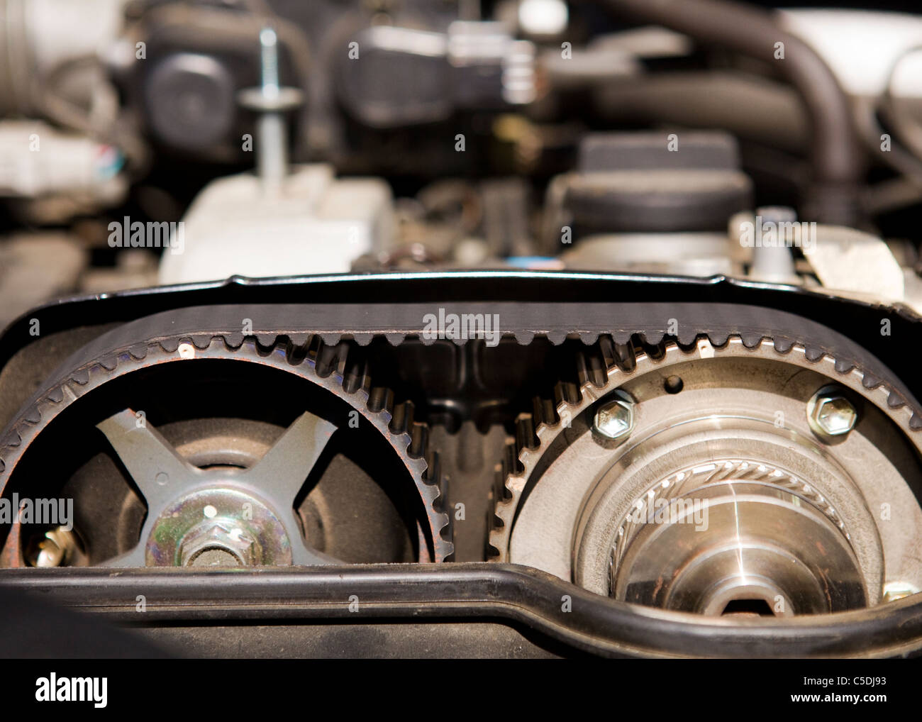 Modernen Automotor Zahnriemen Stockfotografie - Alamy