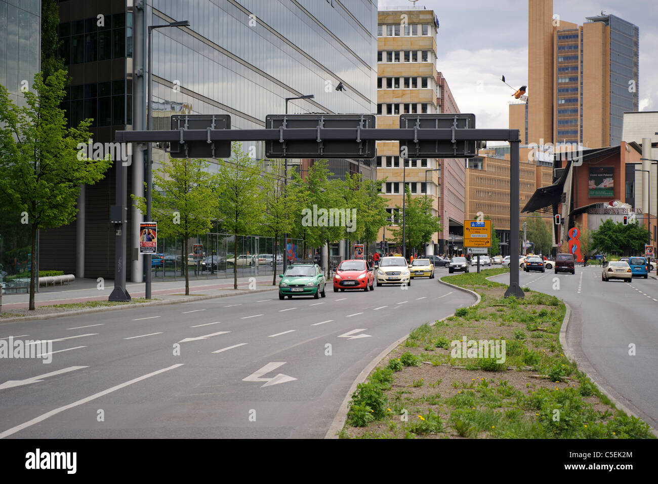 Stadtmitte berlin -Fotos und -Bildmaterial in hoher Auflösung – Alamy