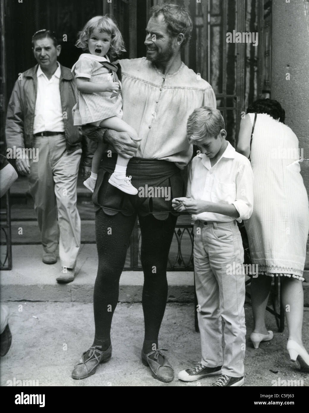 Holly heston -Fotos und -Bildmaterial in hoher Auflösung – Alamy