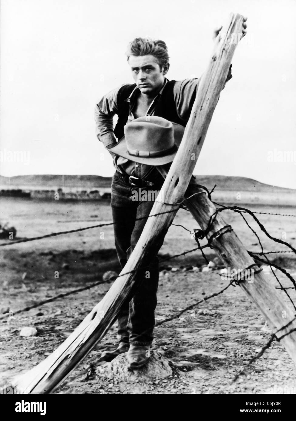 James dean schwarz weiss -Fotos und -Bildmaterial in hoher Auflösung ...