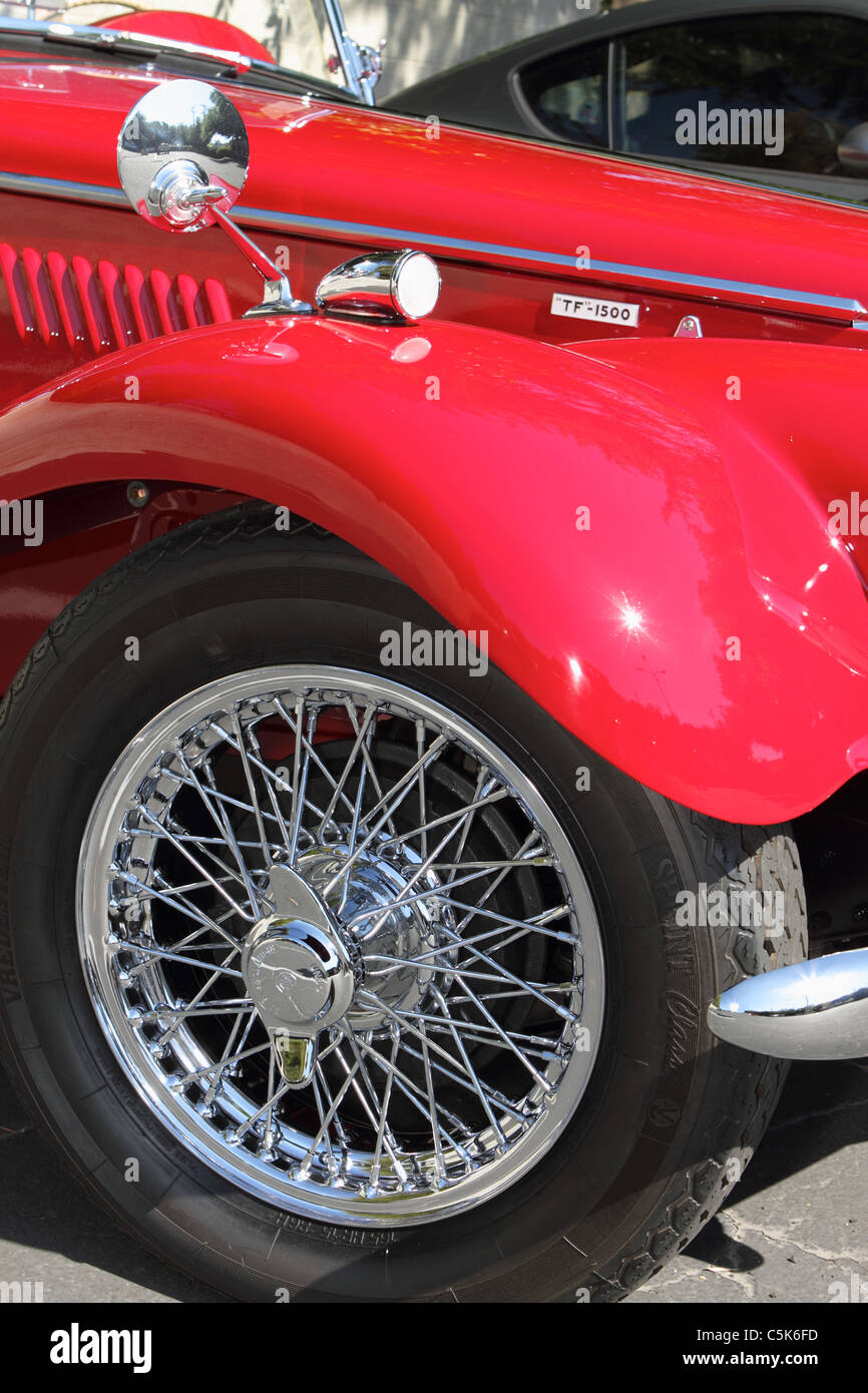 Antikes mg tf 1500 -Fotos und -Bildmaterial in hoher Auflösung – Alamy