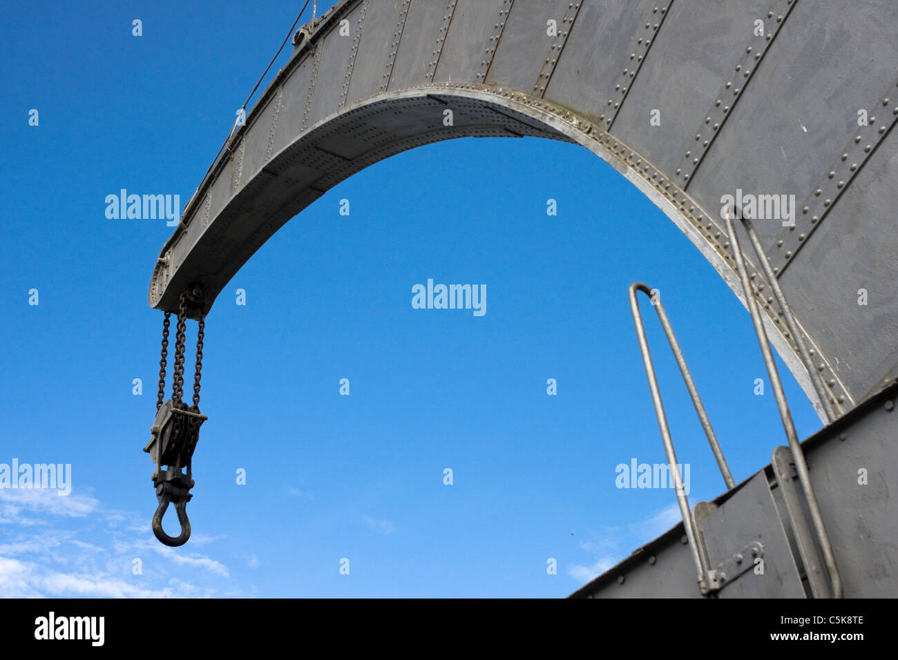 Crane arm -Fotos und -Bildmaterial in hoher Auflösung – Alamy
