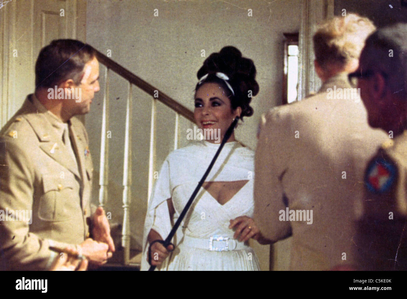 Marlon brando liz taylor -Fotos und -Bildmaterial in hoher Auflösung ...