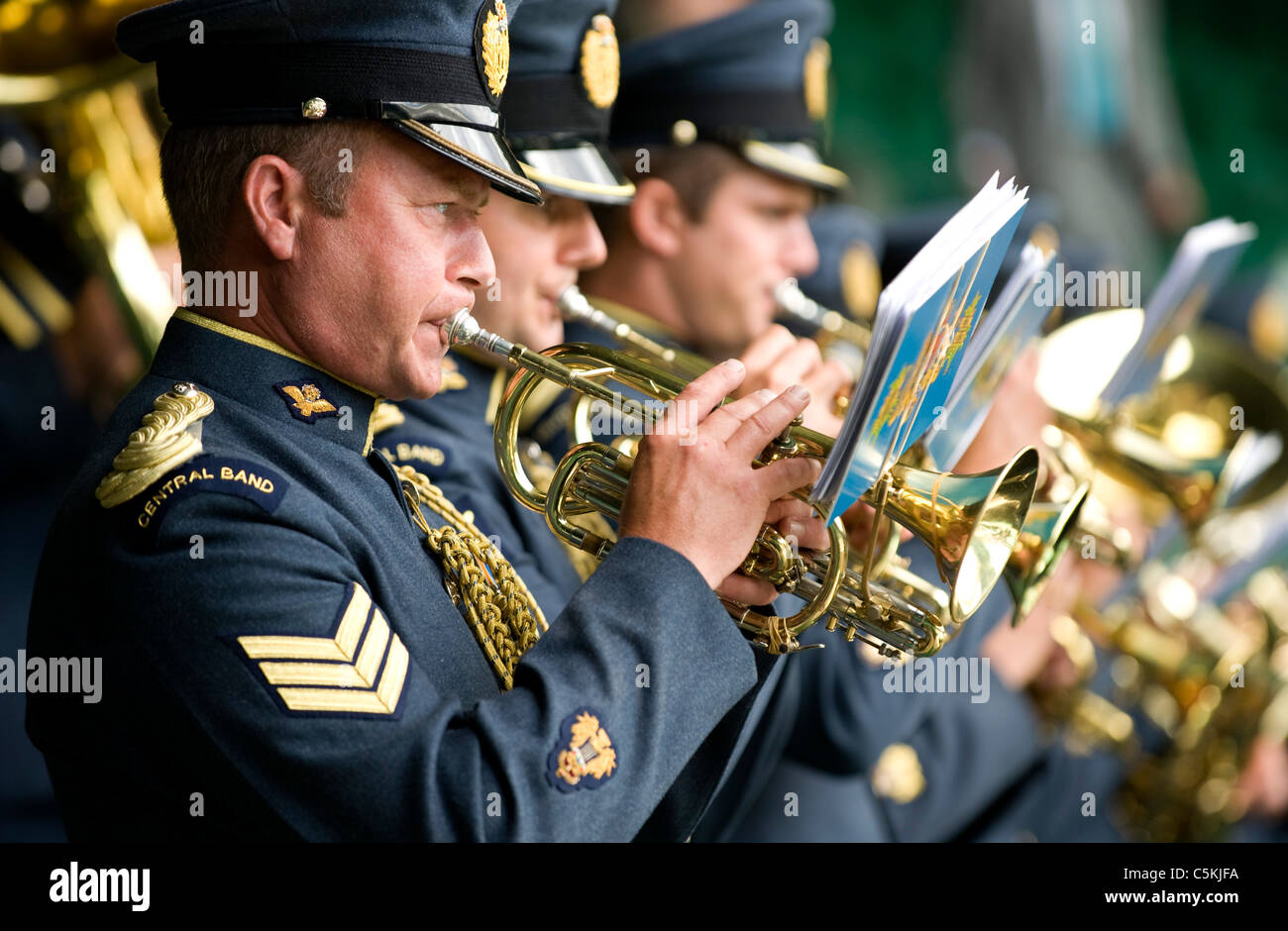 Raf band -Fotos und -Bildmaterial in hoher Auflösung – Alamy