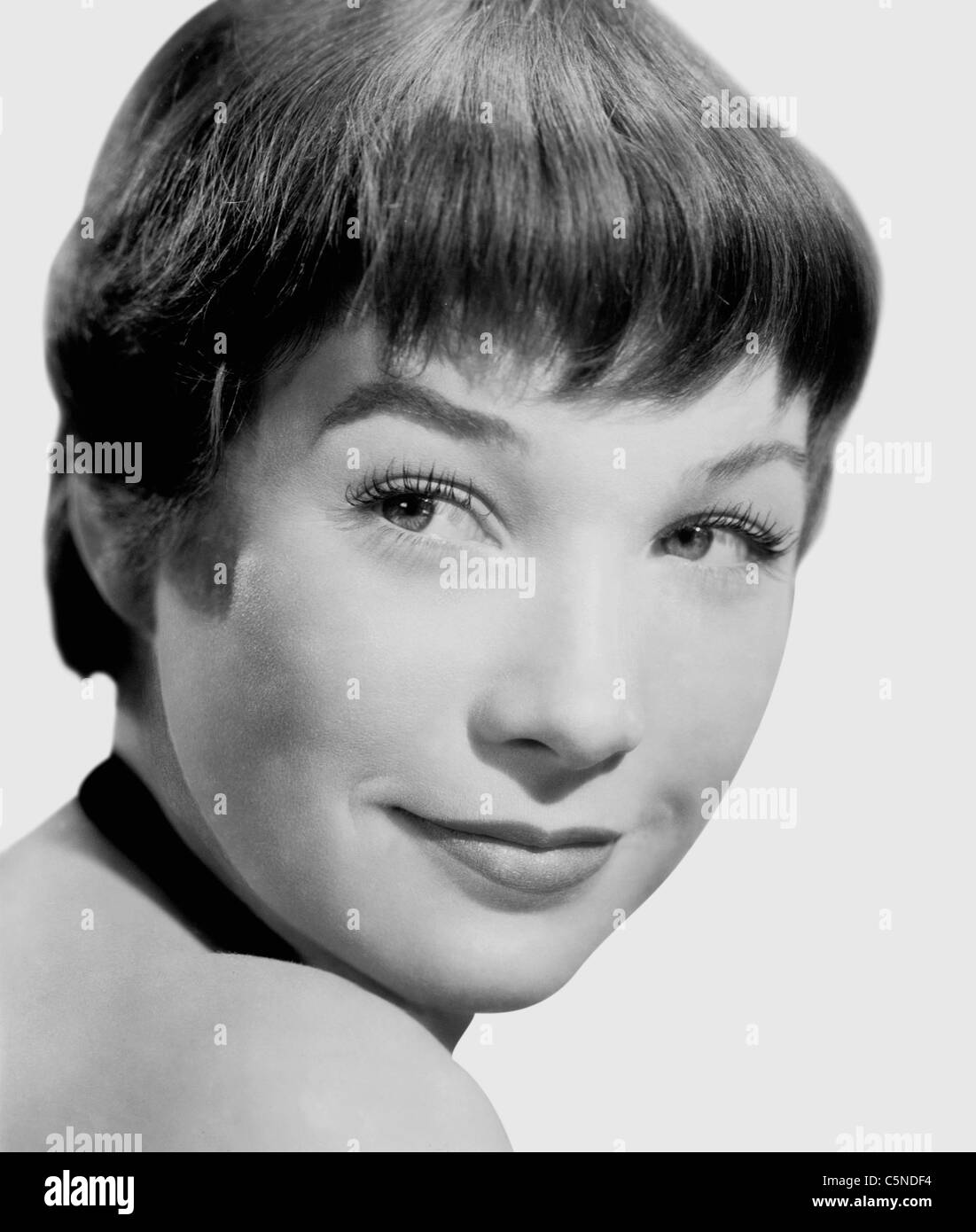 Mclaine shirley -Fotos und -Bildmaterial in hoher Auflösung – Alamy
