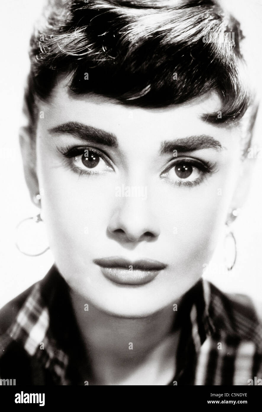 Audrey Hepburn 50s Stockfotos und -bilder Kaufen - Alamy