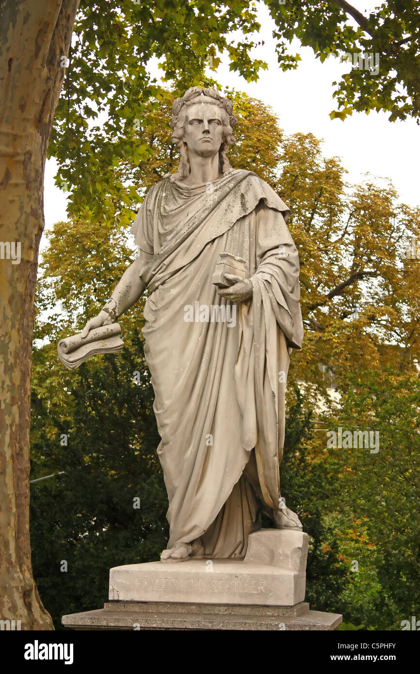 Statue Von Schiller Stockfotos und -bilder Kaufen - Alamy