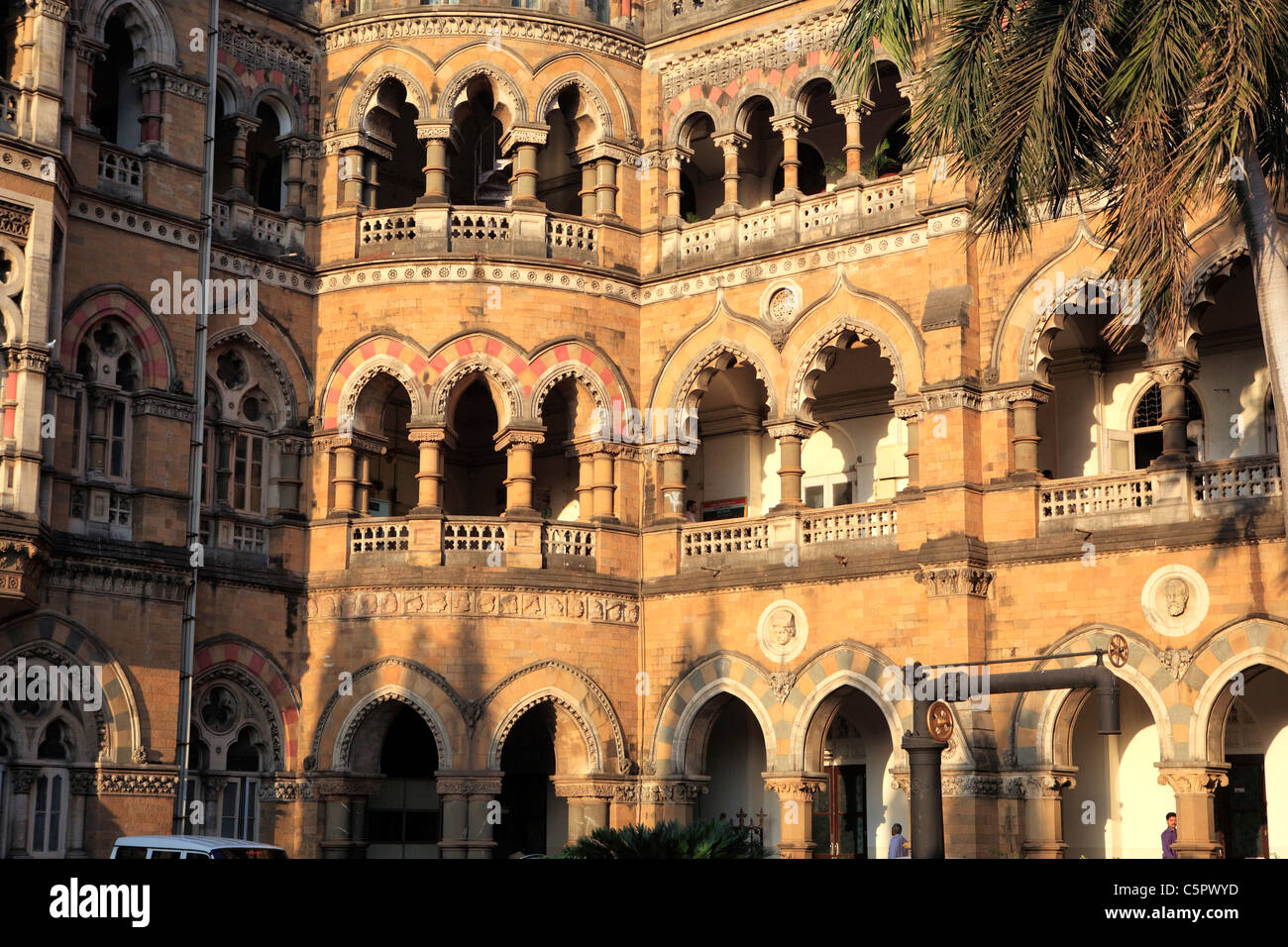 Chhattrapati Shivaji Maharaj Zug Bahnhof, Architekt F.W.Stevens, 1878 ...